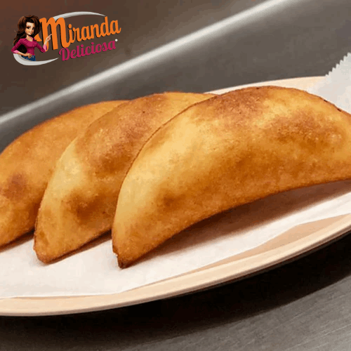 Assorted Venezuelan Empanadas (meat, chicken and cheese) | 18 Units ...